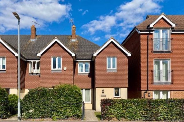 Houses for Sale in Edenbridge - Edenbridge Houses to Buy - Primelocation