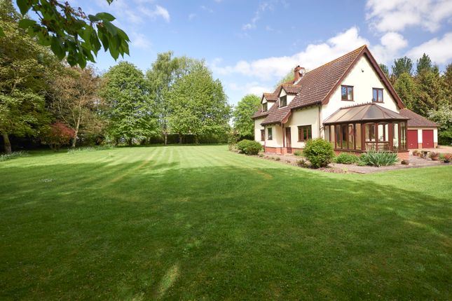 3 bed detached house for sale in Mill Lane, Weybread, Diss IP21 - Zoopla