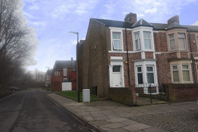 The Avenue, Wallsend NE28, 3 bedroom terraced house for sale - 42738778 ...