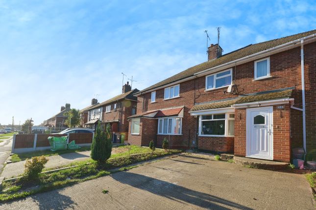 The Drive Rochford Essex Ss4 4 Bedroom Semi Detached House For Sale