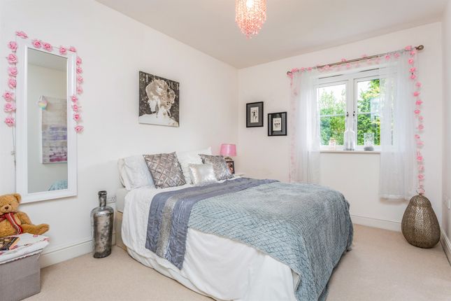 Eaton Gardens, Broxbourne EN10, 4 bedroom detached house for sale ...