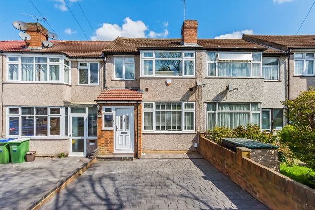 Old Farm Avenue Sidcup Da15 3 Bedroom Terraced House For Sale