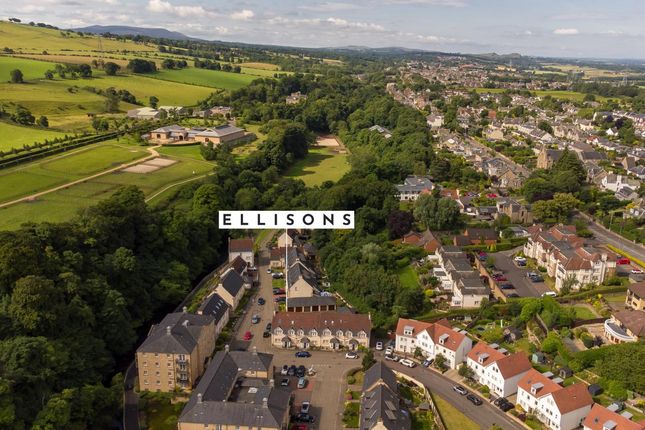 Woodhall Millbrae, Juniper Green EH14, 5 bedroom terraced house for ...