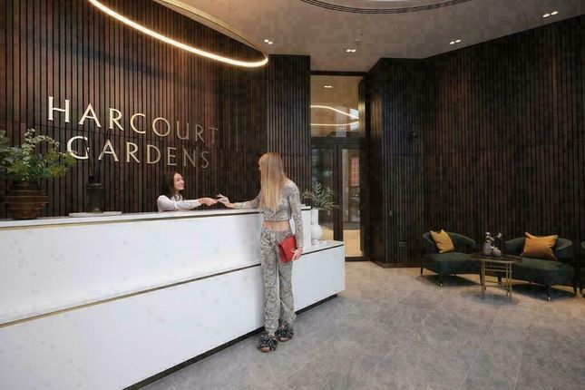 Harcourt Tower, South Quay Plaza, Canary Wharf E14, 2 bedroom flat for ...