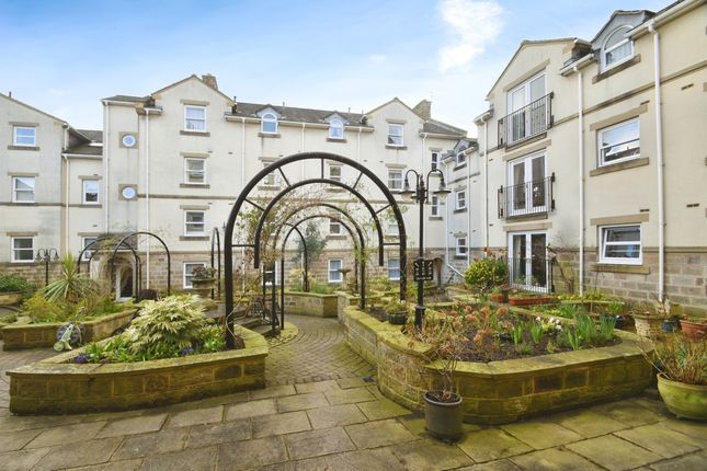Church Square, Harrogate HG1, 2 bedroom flat for sale - 69651246 ...