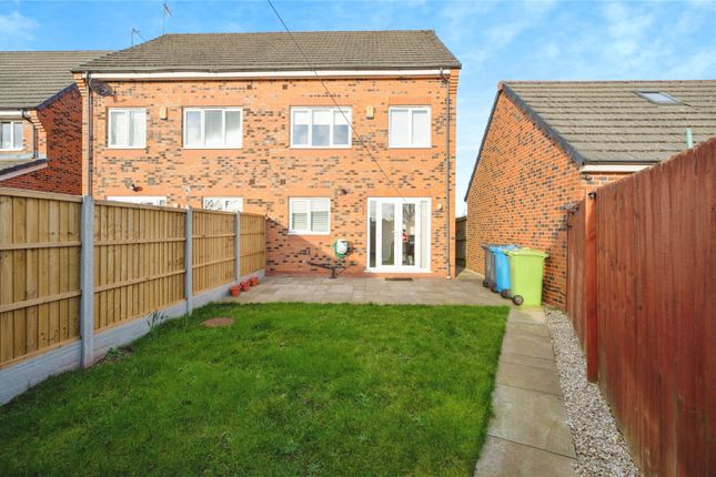 Langley Beck, Widnes, Cheshire WA8, 4 bedroom semi-detached house for ...