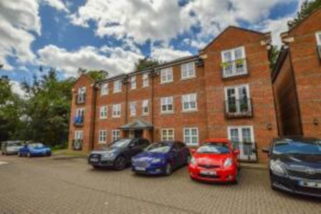 Lime Tree Court, London Colney, St.Albans AL2, 2 bedroom flat for sale ...