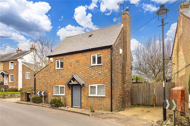 Dunstable Road, Studham, Central Bedfordshire LU6, 2 bedroom detached ...