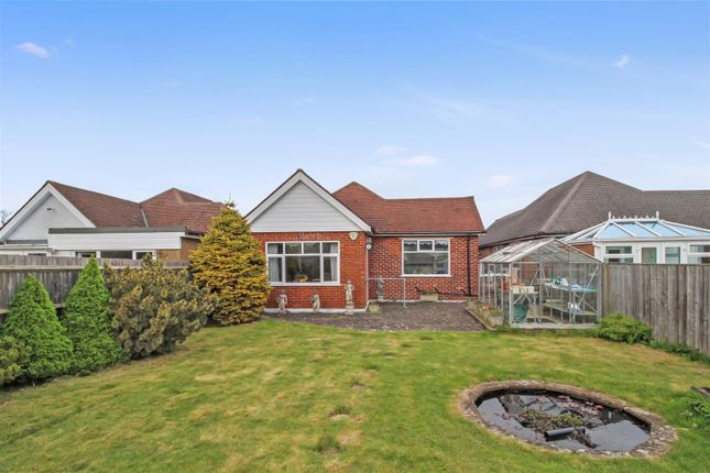 Manor Drive, Ewell, Epsom KT19, 2 bedroom detached bungalow for sale ...