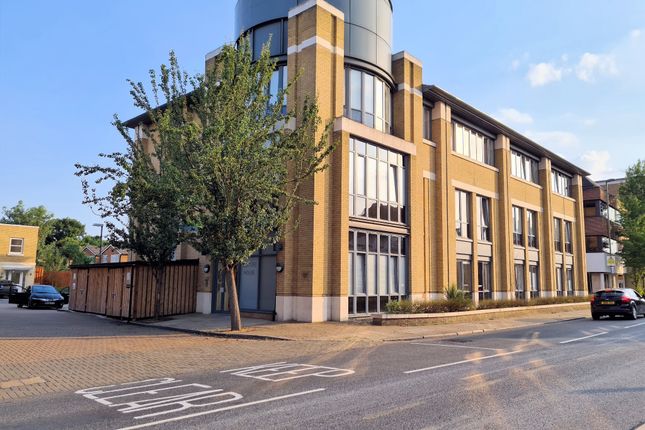 Flats for Sale in Rosefield Road, Staines TW18 - Rosefield Road ...