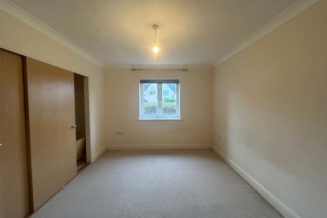2 bed flat to rent in Reliance Way, Oxford OX4 - 68924055 - Zoopla