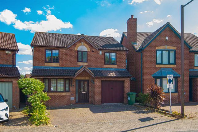 Faraday Drive, Shenley Lodge, Milton Keynes MK5, 4 bedroom detached ...