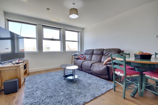 Hulbert Road, Waterlooville PO7, 1 bedroom flat for sale - 69868894 ...