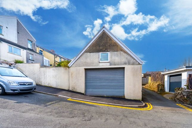 Van Road, Caerphilly CF83, 3 bedroom end terrace house for sale ...