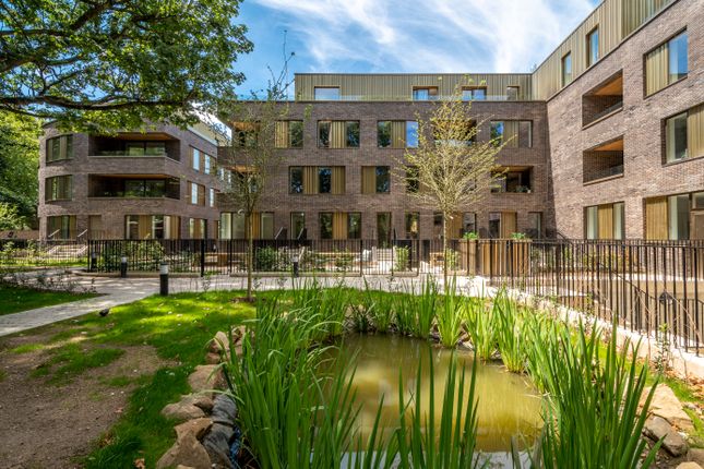 Hackney Gardens E8, 2 bedroom flat for sale - 68150443 | PrimeLocation