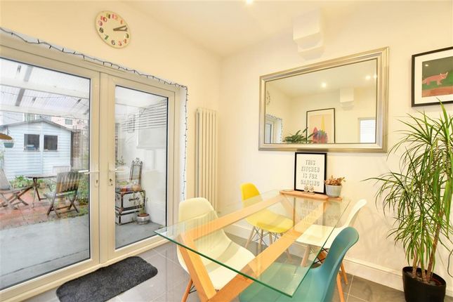 Shortlands Road, London E10, 3 bedroom terraced house for sale ...