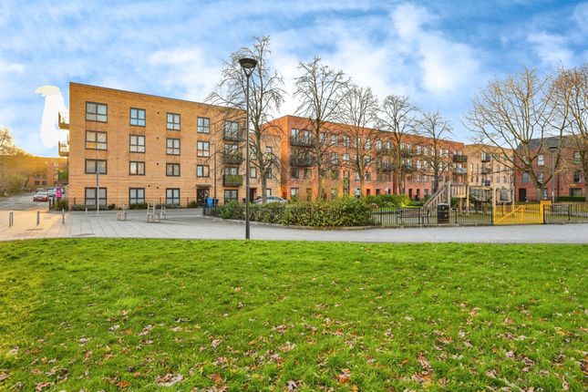 Trinity Street, Derby DE1, 2 bedroom flat for sale - 68917441 ...