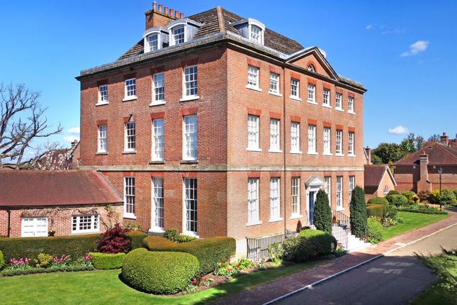 Homes for Sale in Springfield Park, North Parade, Horsham RH12 - Buy ...