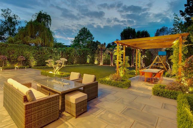 Neville Drive, London N2, 6 bedroom detached house for sale - 69515787 ...