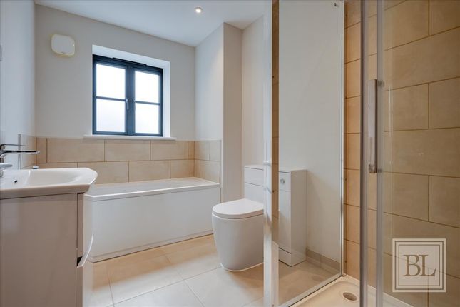 Brookwell Lodge, Grove View, Offton, Ipswich, Suffolk IP8, 4 bedroom ...