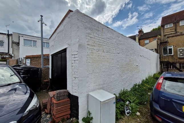 Chipstead Valley Road, Coulsdon CR5, warehouse to let - 67611910 ...