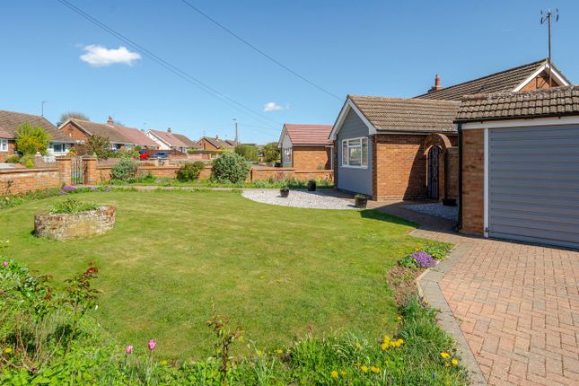 Willow Way, Flitwick MK45, 3 bedroom bungalow for sale - 70023587 ...