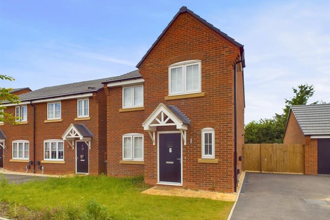 Houses for Sale in Elliott Drive, Gedling, Nottingham NG4 - Elliott ...