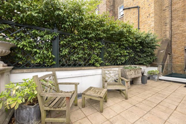 Cadogan Place, London SW1X, 3 bedroom flat for sale - 61493553 ...