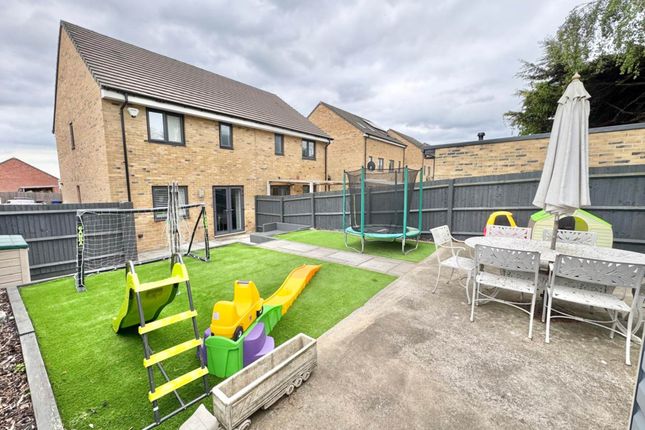 Belhouse Avenue, Aveley RM15, 3 bedroom semi-detached house for sale ...