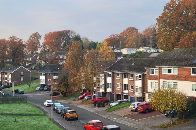 Robin Way, Tilehurst, Reading RG31, 2 bedroom flat for sale - 69509803 ...