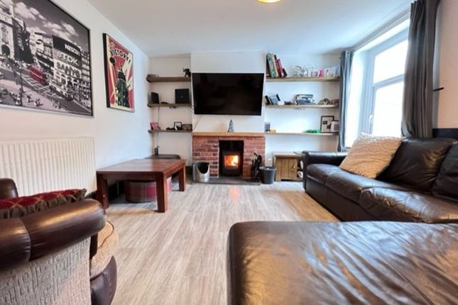 Main Street, Barry CF63, 2 bedroom property for sale - 65436387 ...