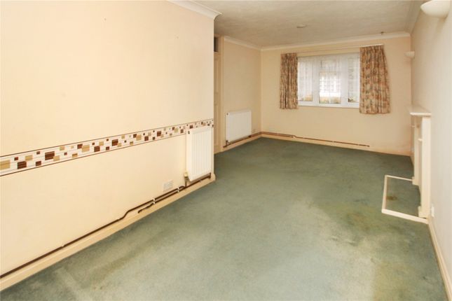 Sea Lane, Rustington, West Sussex BN16, 2 bedroom bungalow for sale ...