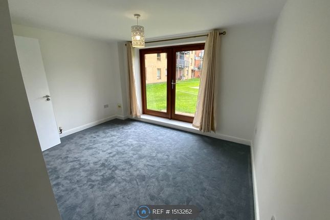 Finlay Court, Crawley RH10, 2 bedroom flat to rent - 62591541 ...