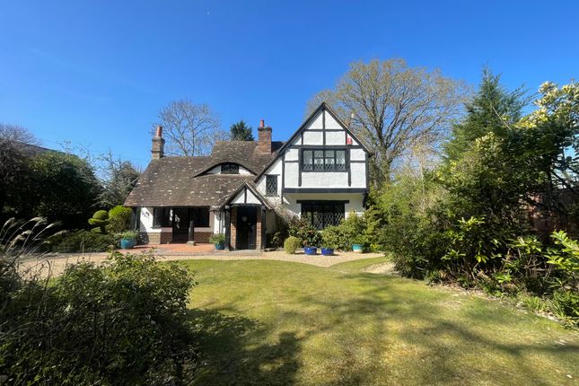 Houses for Sale in Horley, Surrey - Horley, Surrey Houses to Buy ...