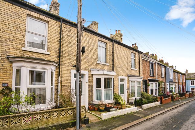 Grove Street, Whitby, North Yorkshire YO21, 3 bedroom terraced house ...