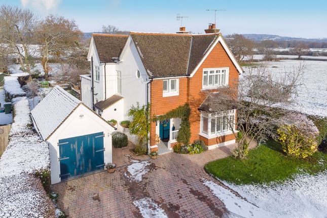 Homes for Sale in Edenbridge - Buy Property in Edenbridge - Primelocation