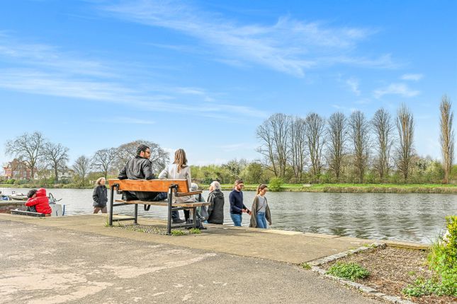 Surbiton Crescent, Kingston Upon Thames KT1, 2 bedroom flat for sale ...