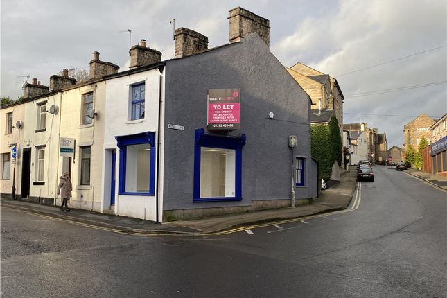 22 Lowergate, Clitheroe, Lancashire BB7, retail premises to let ...