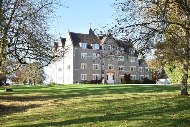 Twyning, Tewkesbury GL20, 3 bedroom flat for sale - 60273181 ...