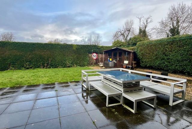 The Paddocks, Bugbrooke, Northampton NN7, 4 bedroom detached house for ...