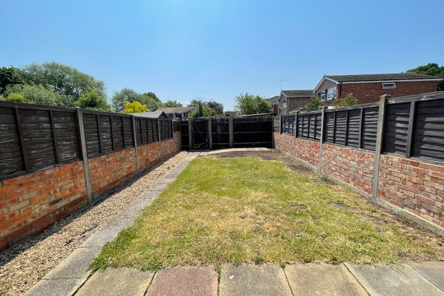 Ray Mill Road West, Maidenhead SL6, 2 bedroom end terrace house to rent ...