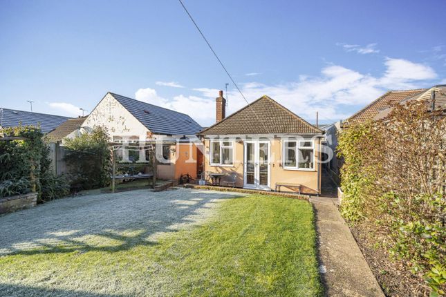 Willow Parade, Front Lane, Cranham, Upminster RM14, 2 bedroom detached ...