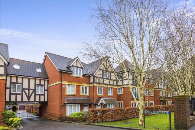 2 bed flat for sale in Wray Common Road, Reigate RH2 - Zoopla