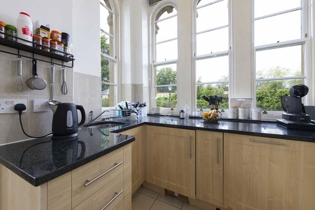 Royal Drive, London N11, 1 bedroom flat for sale - 68674767 | PrimeLocation