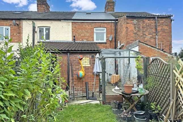 London Road, New Balderton, Newark NG24, 2 bedroom terraced house for ...