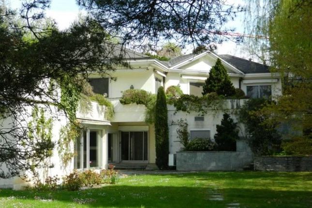 Houses for sale in Geneva, Switzerland - Primelocation