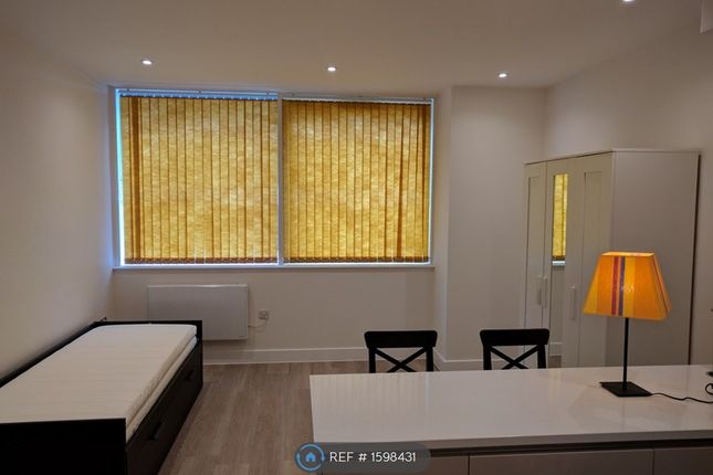 Kings Reach, Reading RG1, studio to rent - 63730031 | PrimeLocation