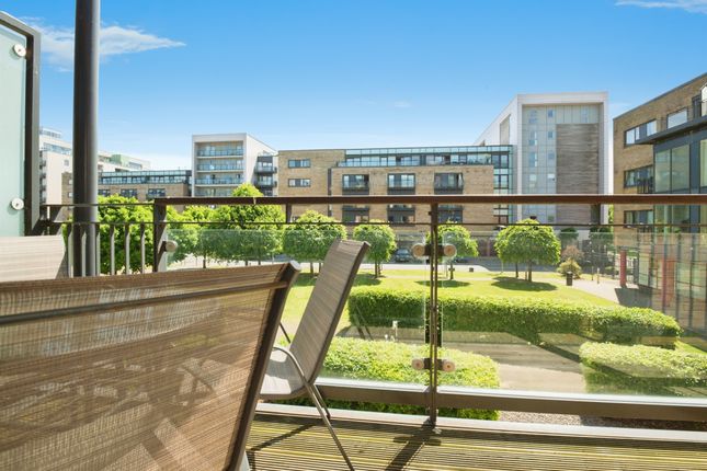 Ferry Court, Cardiff CF11, 2 bedroom flat for sale - 70268610 ...