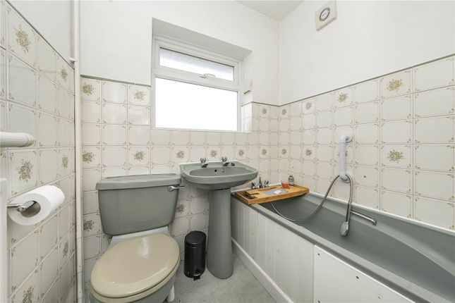 Lisbon Avenue, Twickenham TW2, 3 bedroom end terrace house for sale - 69944969 | PrimeLocation