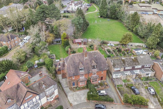 St. Catherines Road, Broxbourne EN10, 6 bedroom semi-detached house for ...
